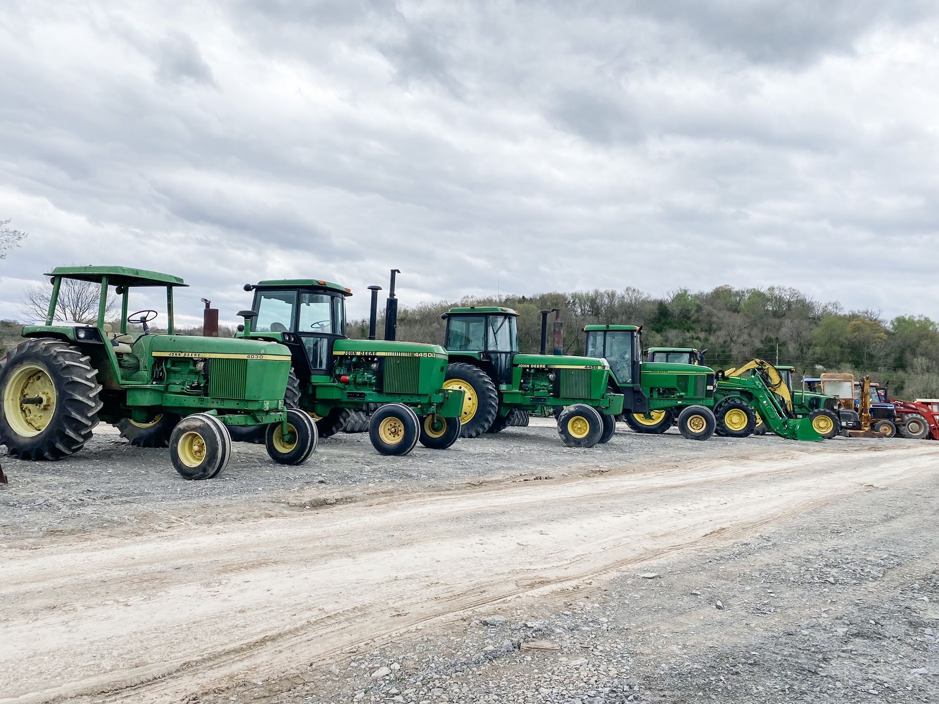 Van Massey Online Auction