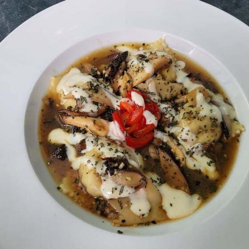 Four Roses Cafe I Casual Fine Dining