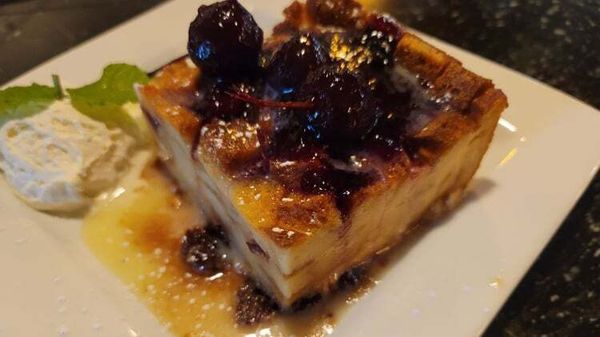 Four Roses Cafe I Casual Fine Dining