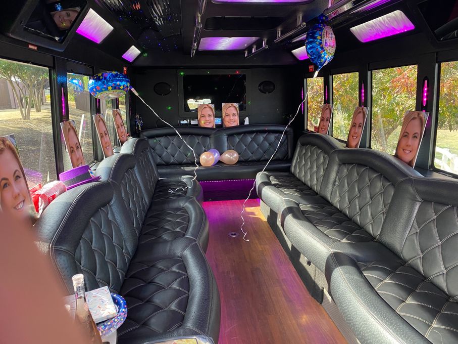 Luxury Limousine Service Near Lakeside, CA | Southwest Limousines