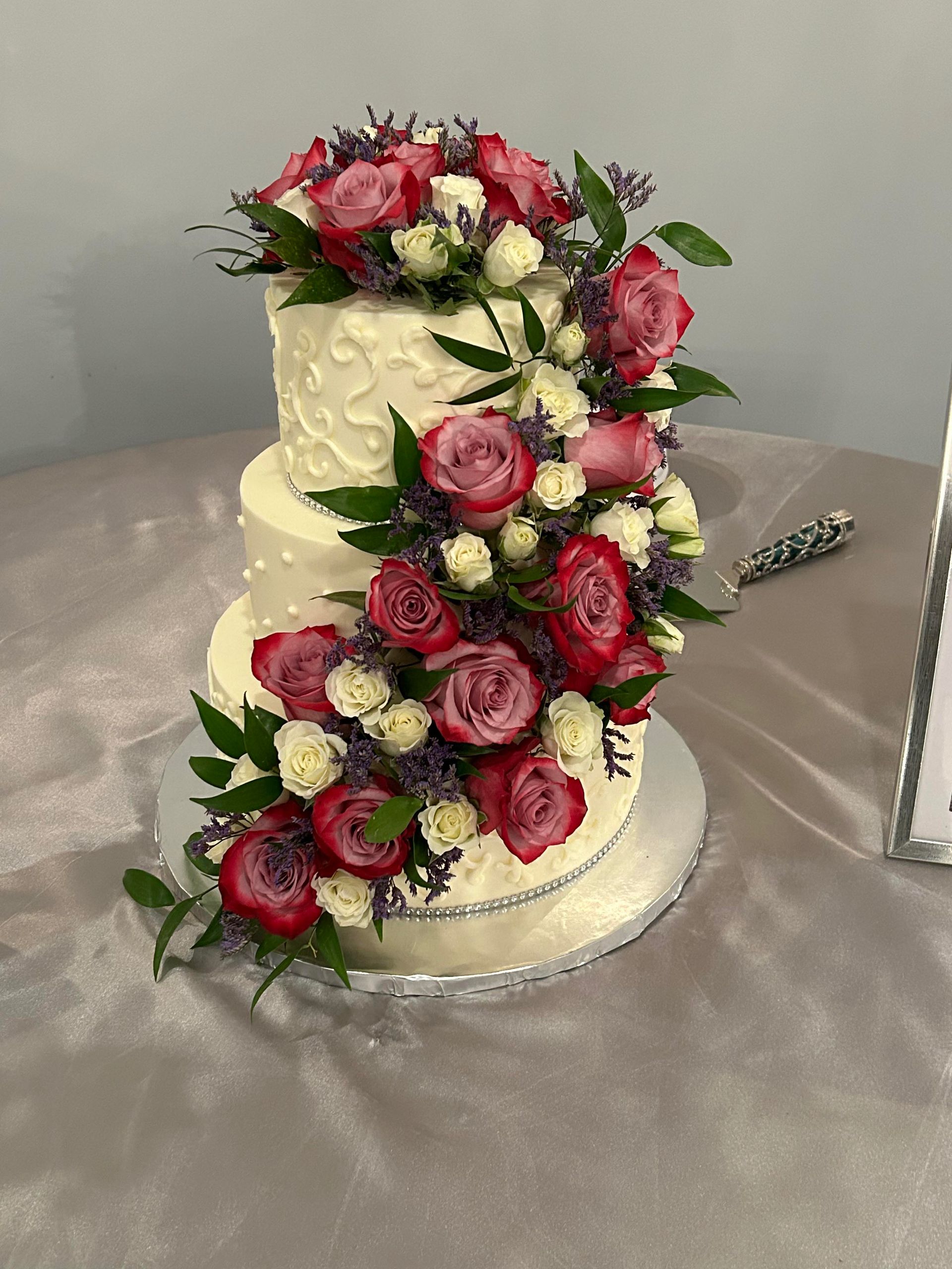 Custom Cakes, Fresh Pastries & Gourmet Ice Cream | Carpe Crustum Bakery
