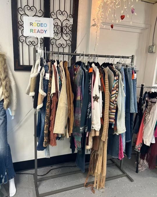 Consignment Shop near Conroe, TX - Barbara's Resale Shop LLC