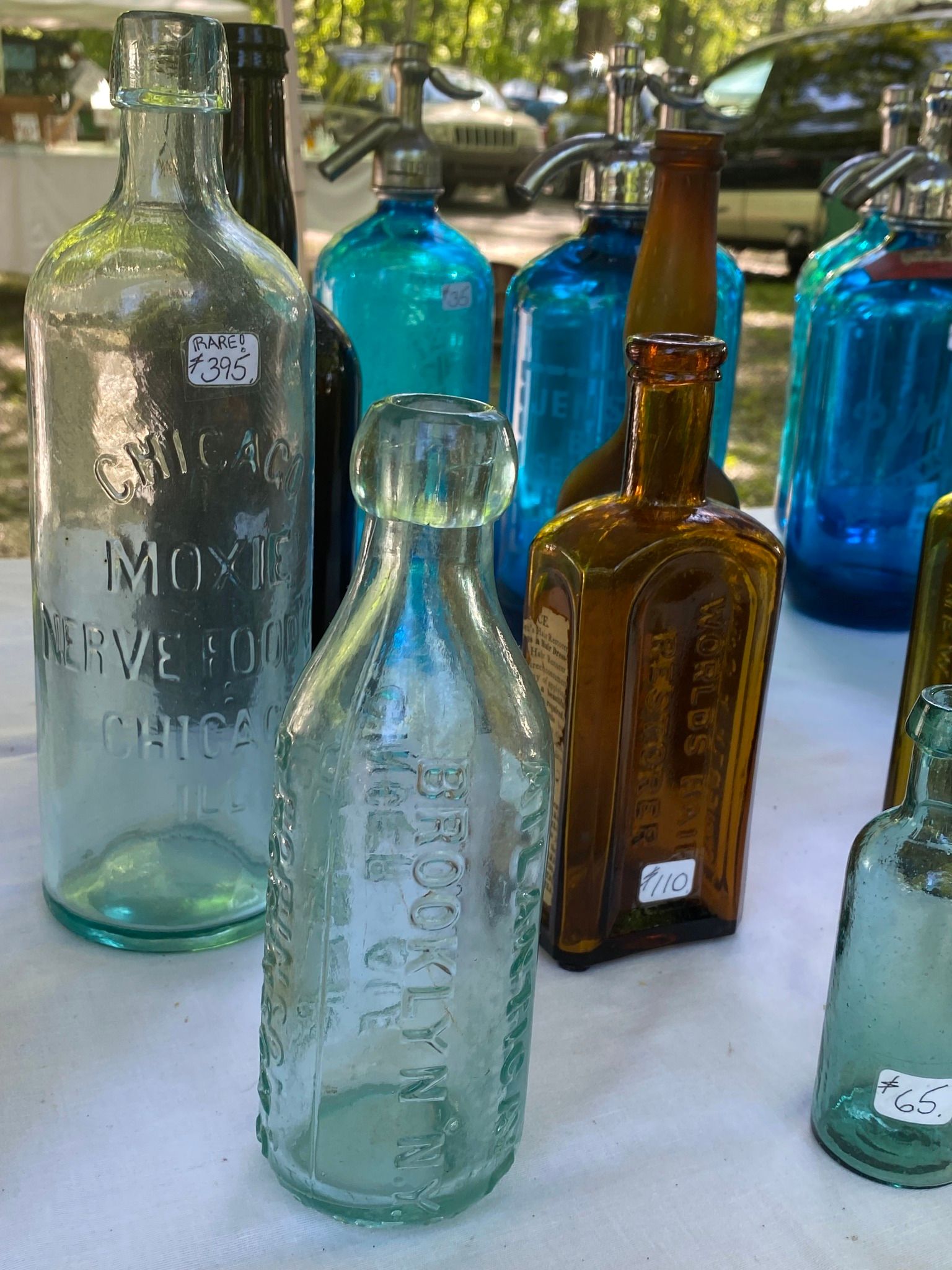 Antiques & Collectibles Market, Adamstown, PA - Shupps Grove Antique Market