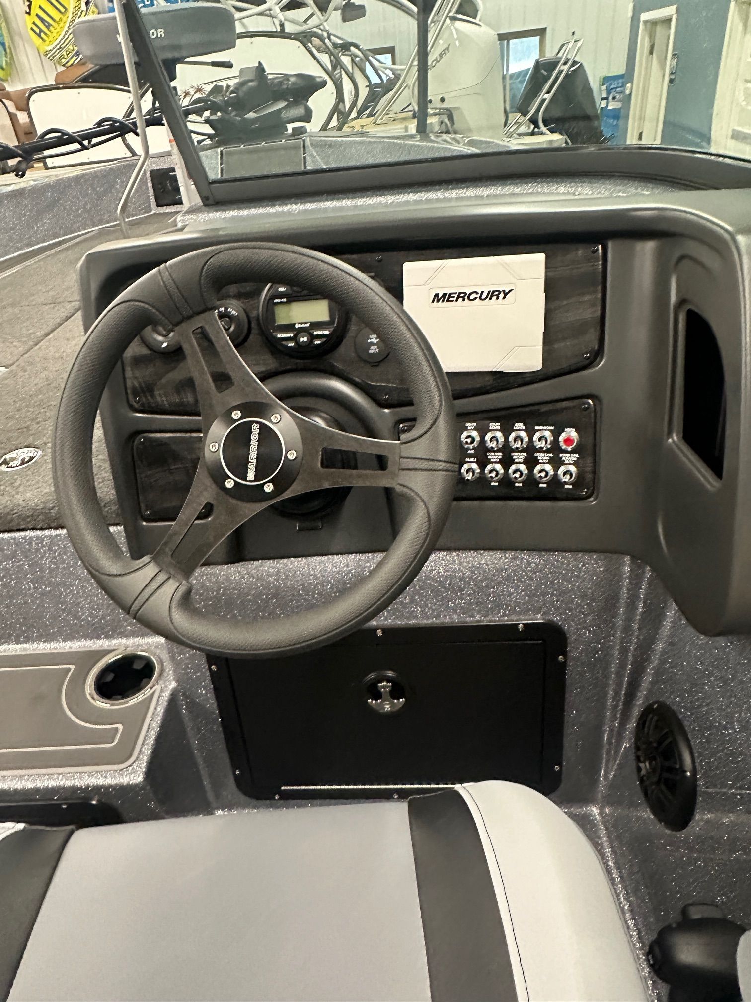 Highway 3 Marine | 2018 Warrior 2090