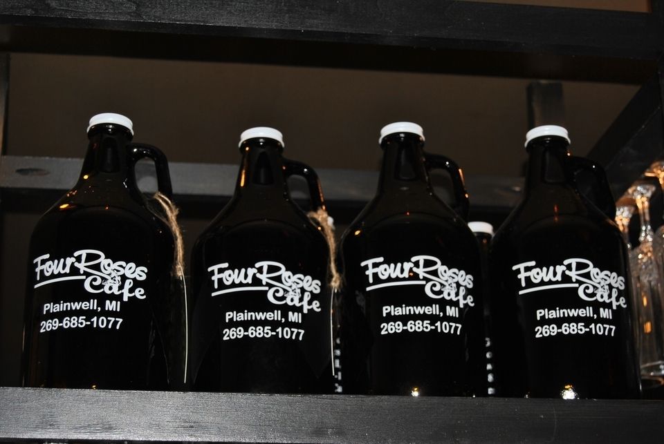 Four Roses Cafe I Casual Fine Dining