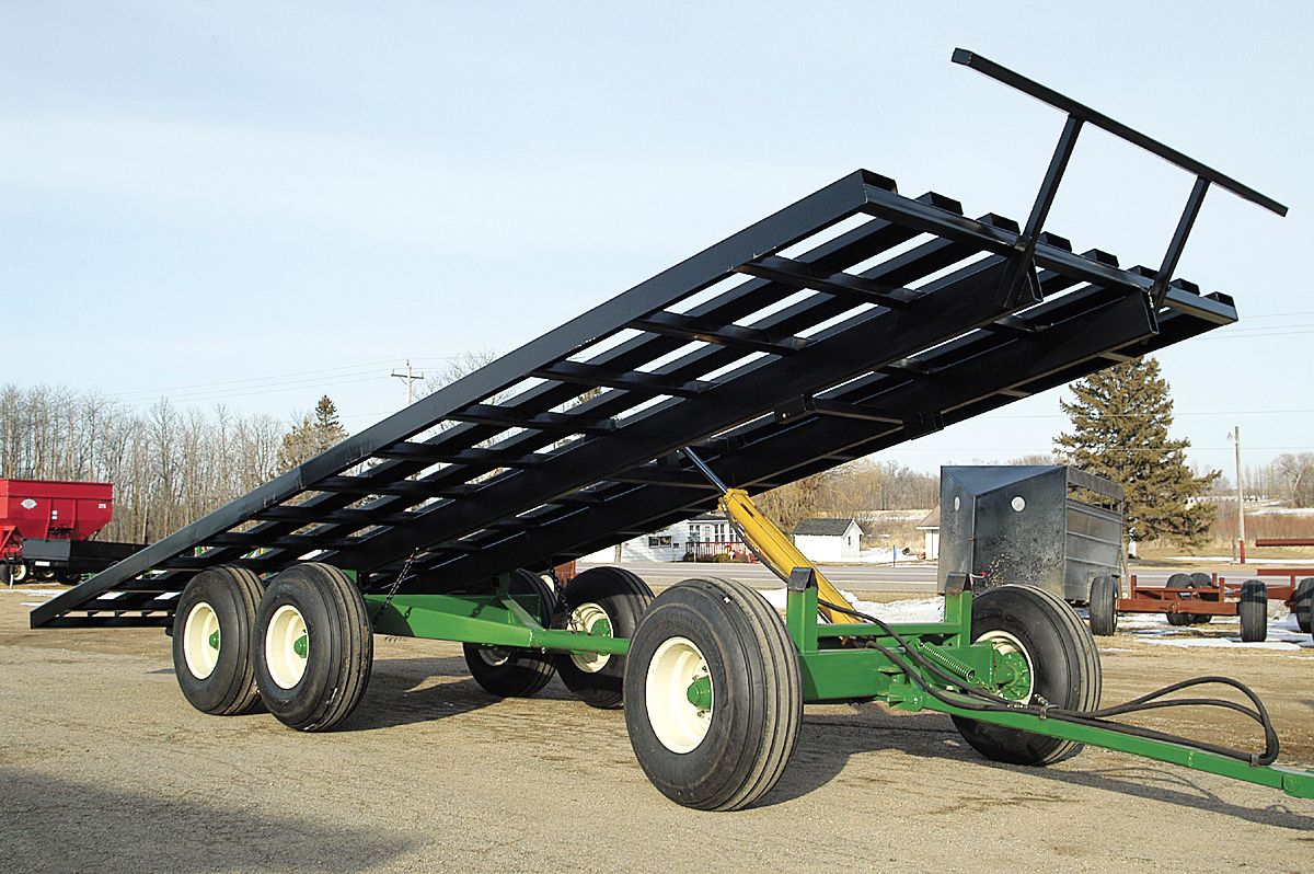 Harms Manufacturing Inc. | Big Bale Dump Racks