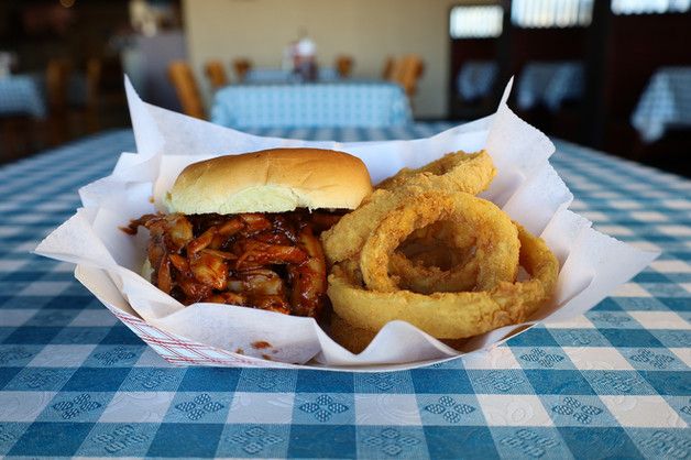 Barbecue Restaurant in Lynchburg, VA - Blue Ridge BBQ & Catering