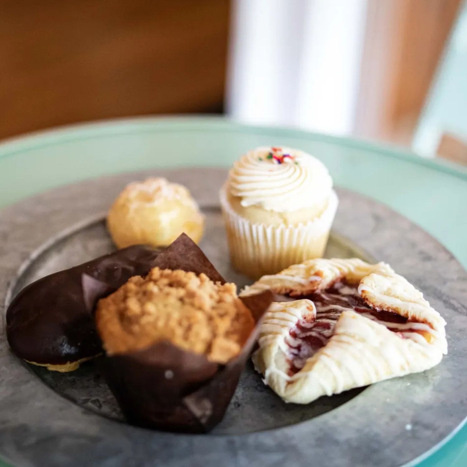Custom Cakes, Fresh Pastries & Gourmet Ice Cream | Carpe Crustum Bakery