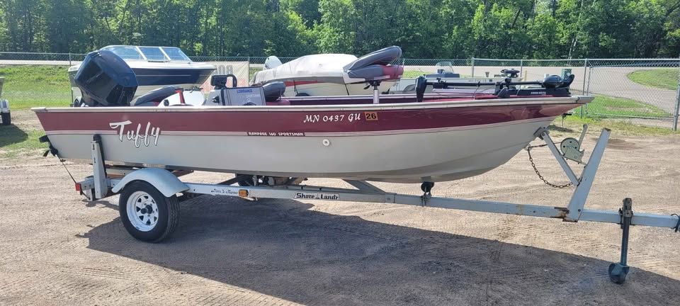 Highway 3 Marine | 2006 Bayliner 215
