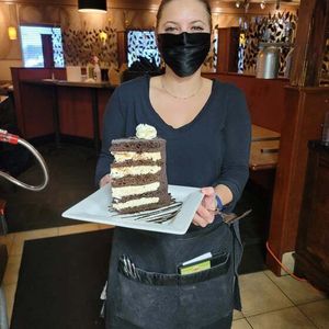 Four Roses Cafe I Casual Fine Dining