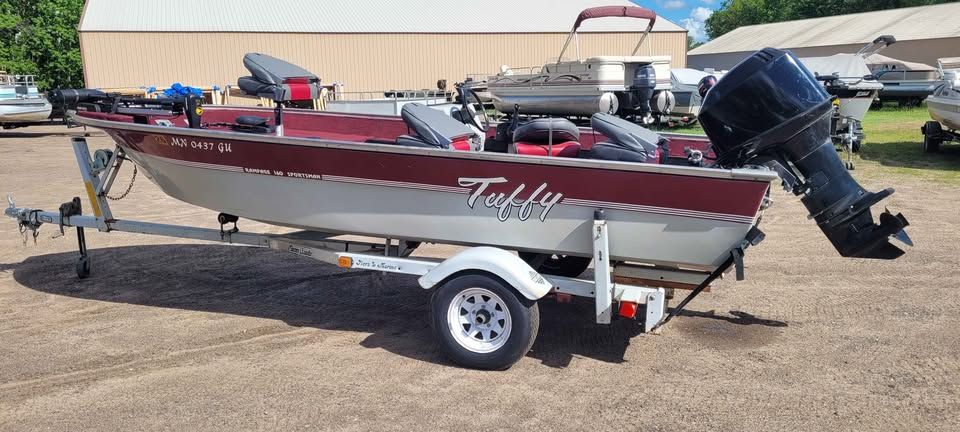 Highway 3 Marine | Used Boats + Pontoons