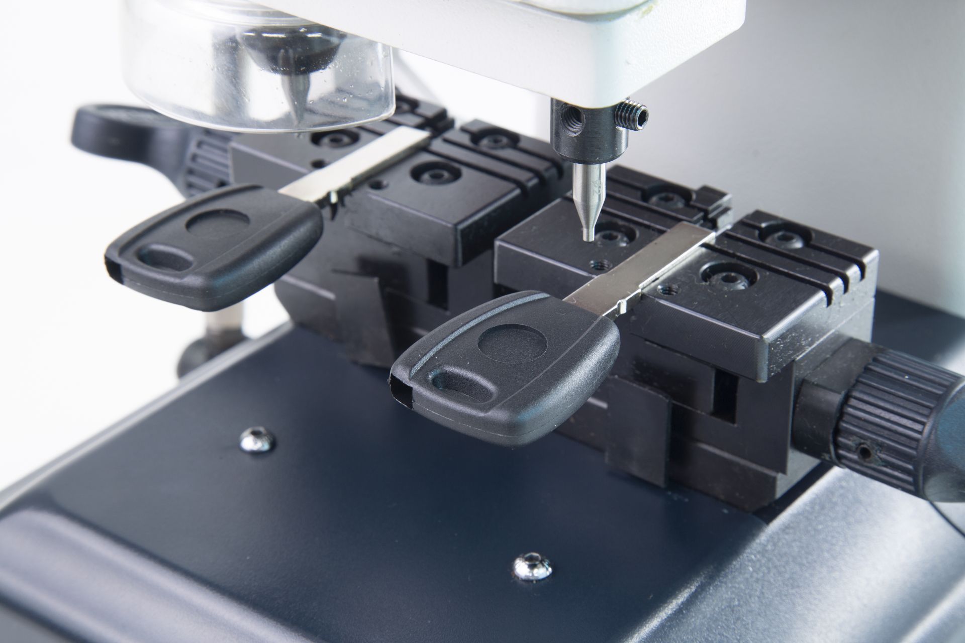 Sartain Lock & Safe: Locksmith Service in Longview, TX