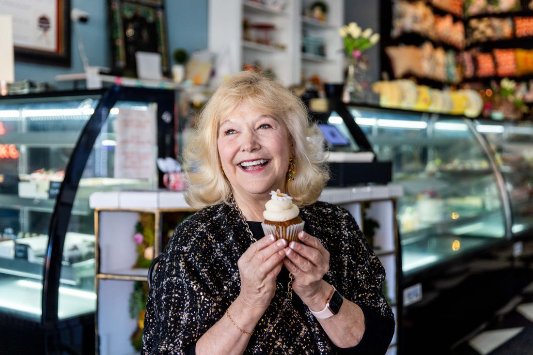 Bakery & Cake Shop in Norman, OK - Byrdie's Bakery & Gourmet Kitchen