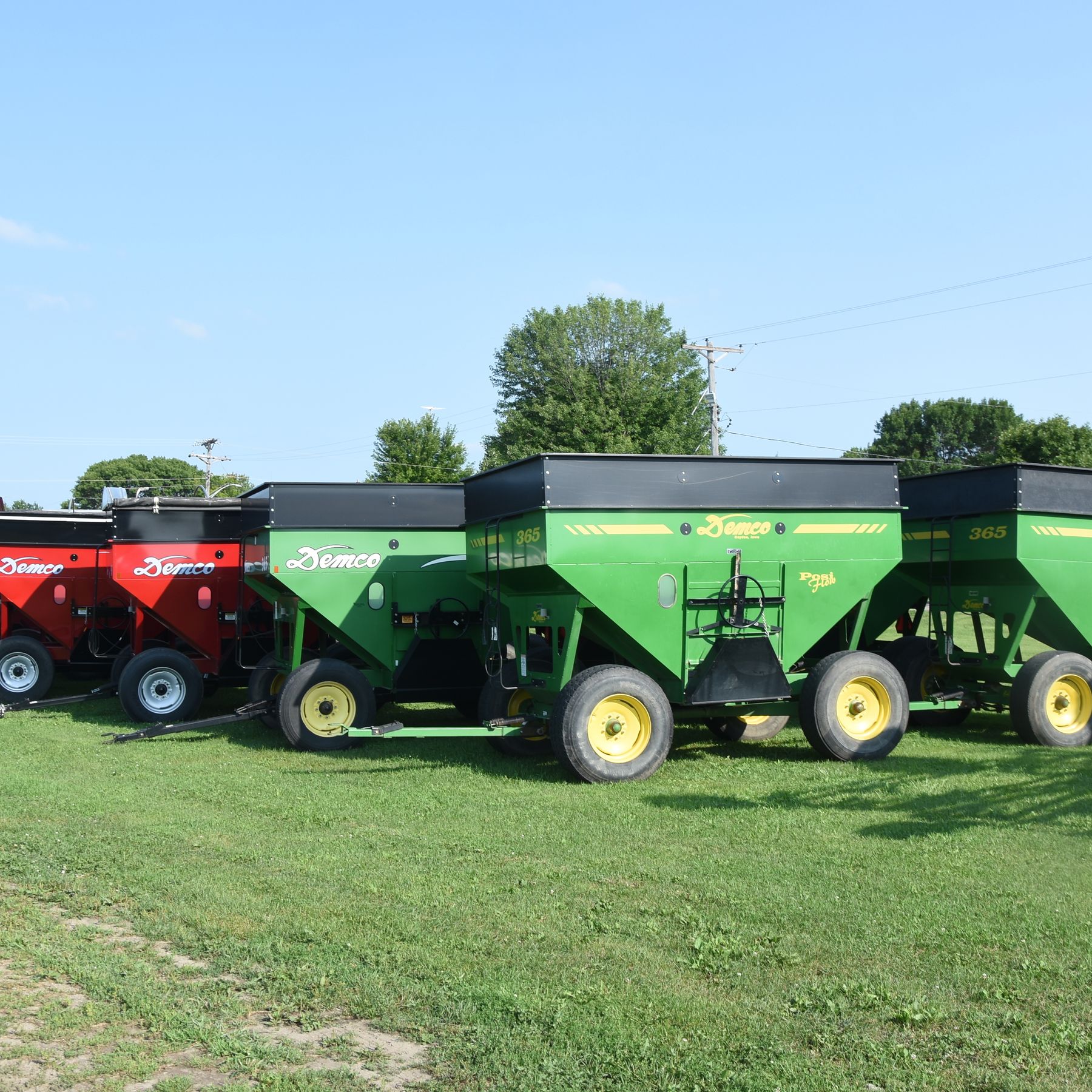 Greenwald Farm Center | Gravity Boxes | Greenwald, MN, Minnesota
